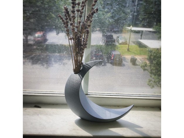 Minimalist Moon Vase - Etsy