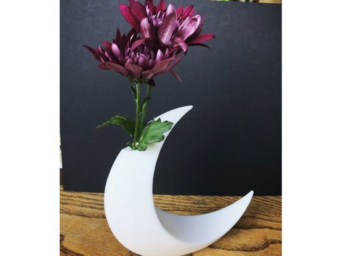Minimalist Moon Vase - Etsy