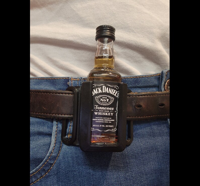 Jack Daniels Belt Holster, Mini 50ml Tennessee Whisky Nipper Bottle ...