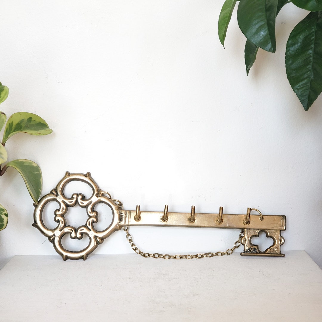 Vintage Brass Key Wall Hanger, 5 Hooks, Vintage Brass Wall Décor ...