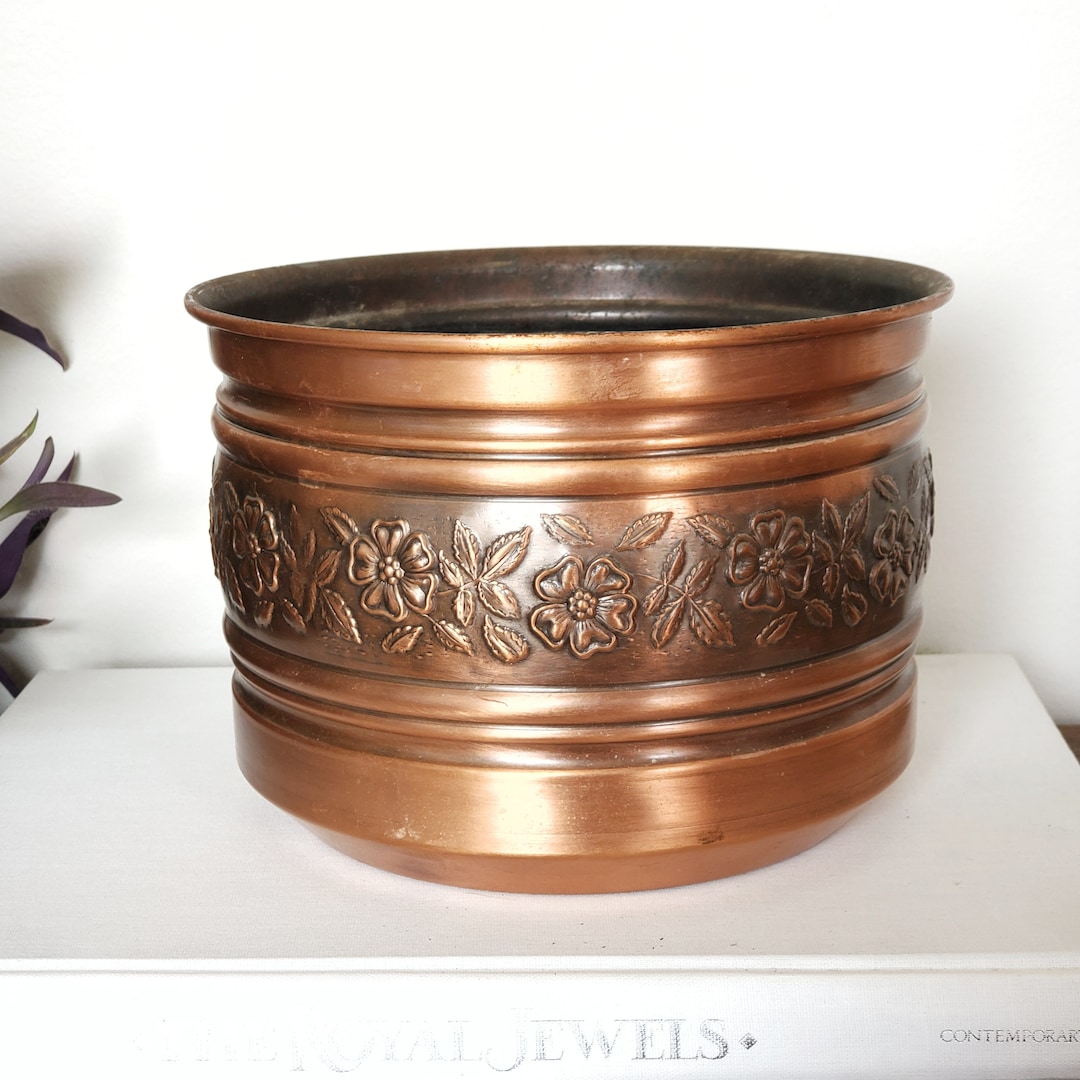 Massiv Kupfer 5 Inch Tall Ornate Copper Planters With Floral Décor, MCM ...