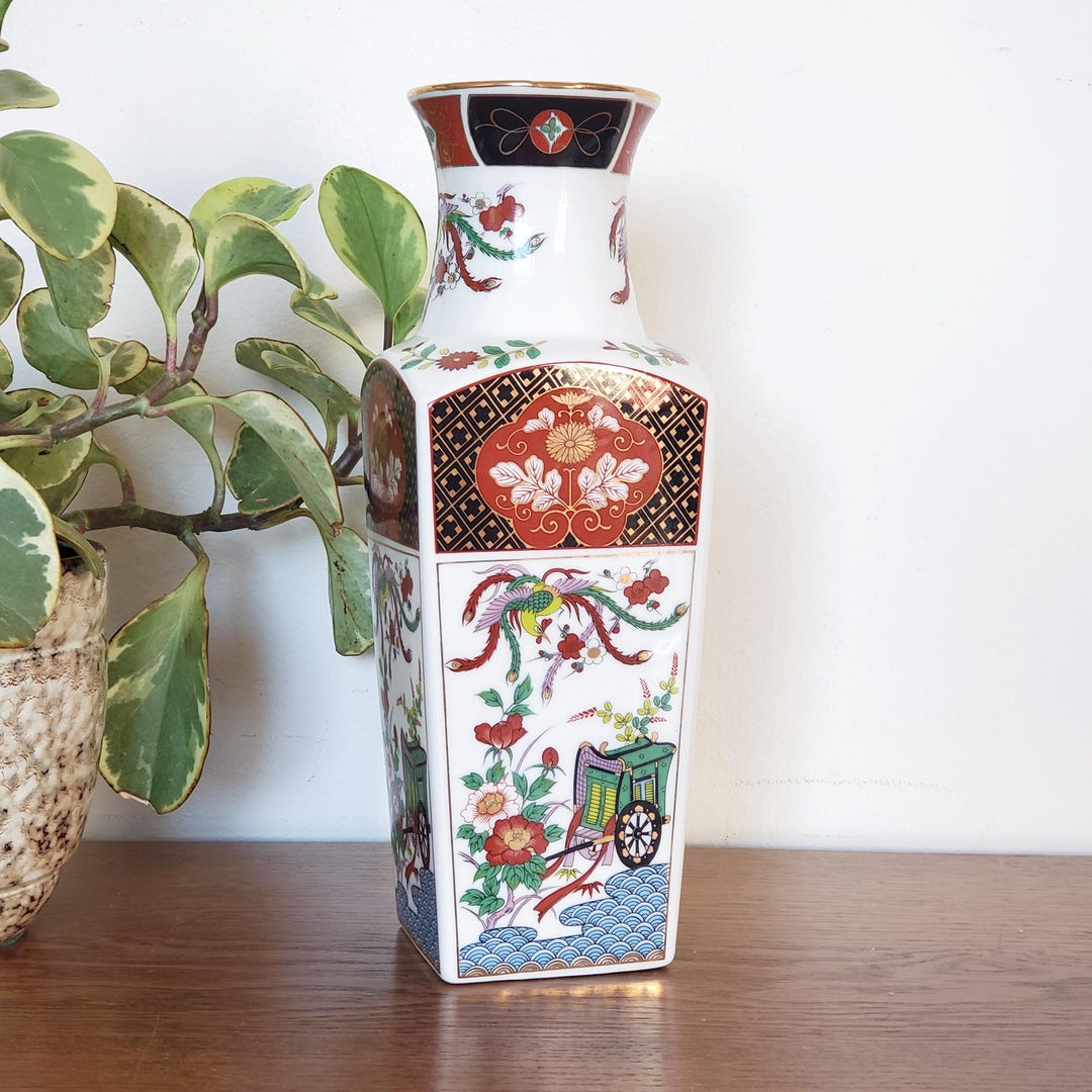 Imari Style Porcelain Square Shape Vase With Flowers and Birds ...