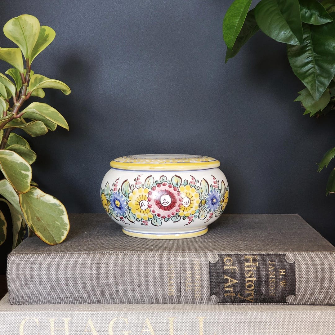 Keva Ceramics, Czechoslovakia Majolica Hand Painted Ceramic Round ...