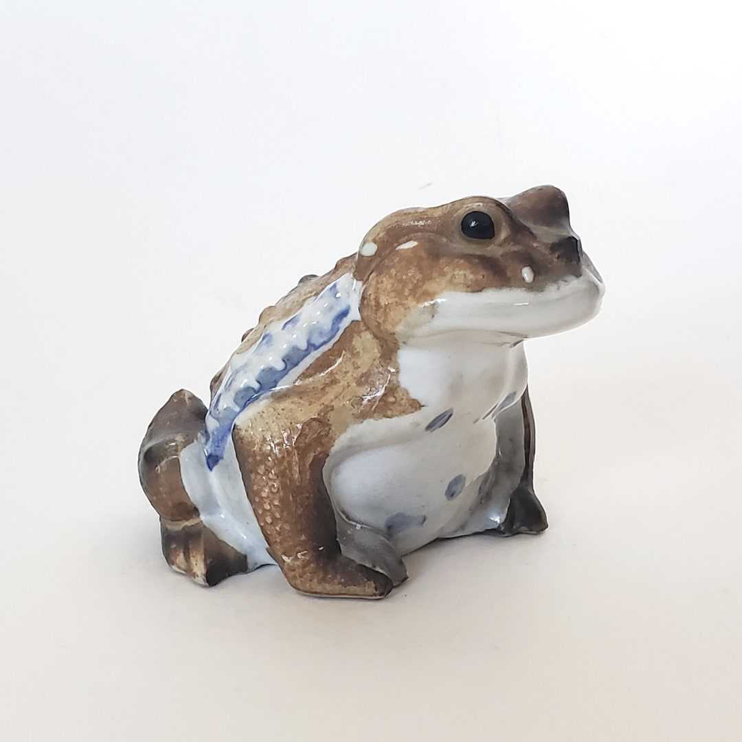 4.5 Inch Ceramic Realistic Toad Figurine, Ceramic Frog - Etsy