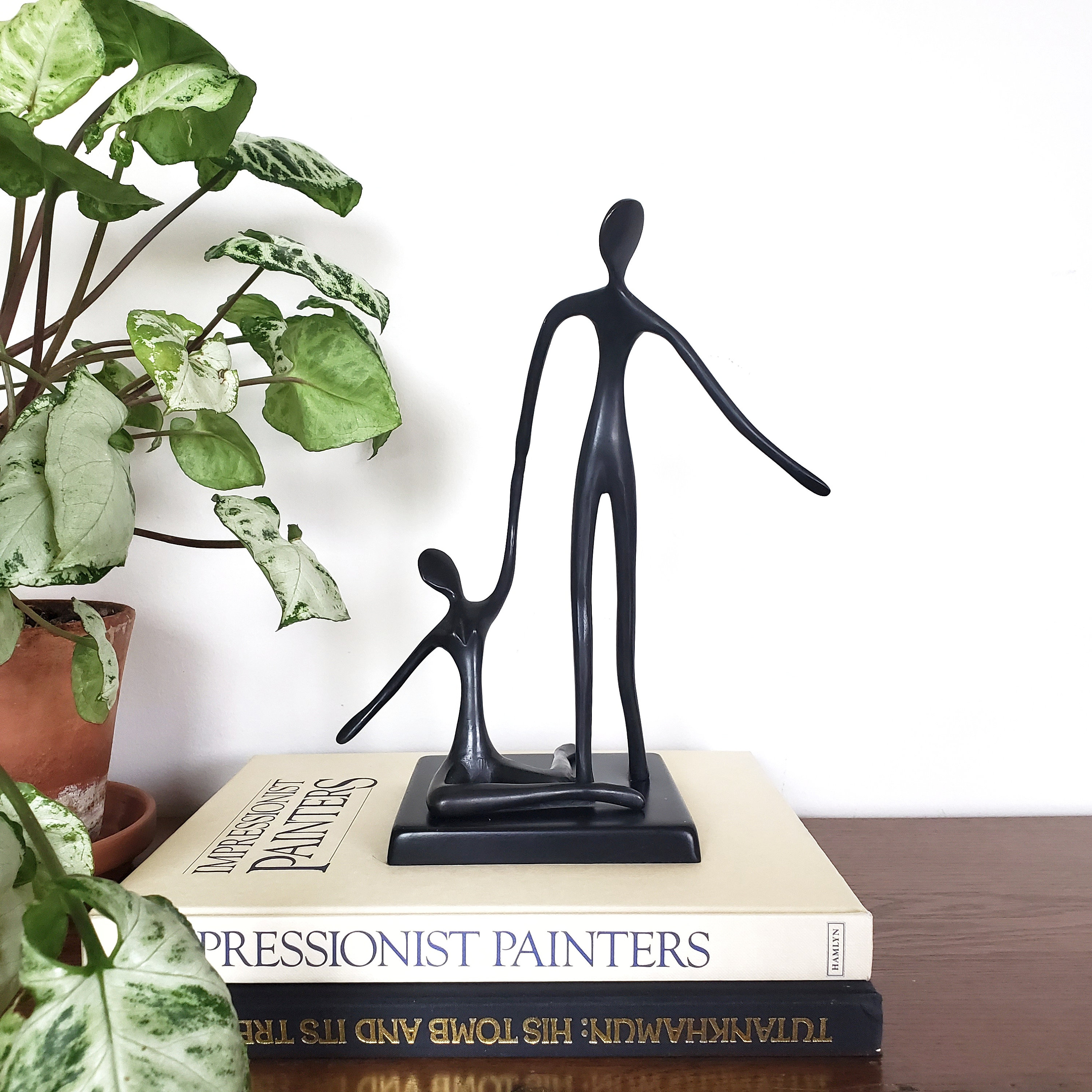 Bodrul Khalique Metal Dancers Statue, Bronze Minimalist Human Figurine ...