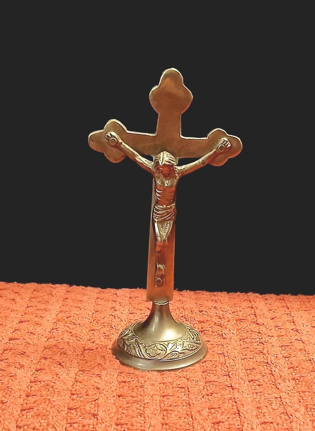 Brass Table Top Crucifix ~ La Vie Label ~ 6 Inches Tall ~ Vintage Altar ...