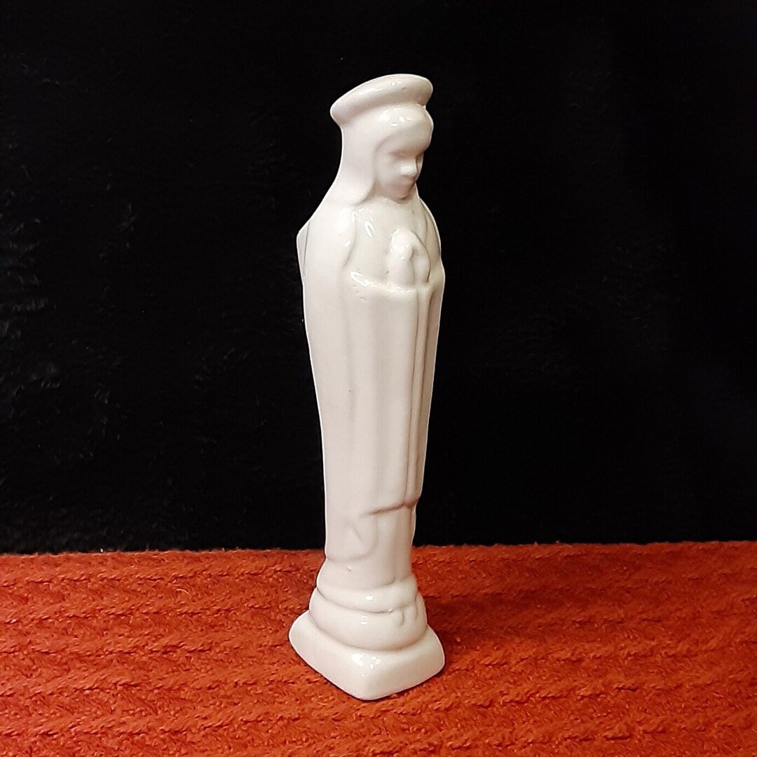 Virgin Mary Ceramic Bud Vase White 7.5 Inches Tall Vintage Christian ...