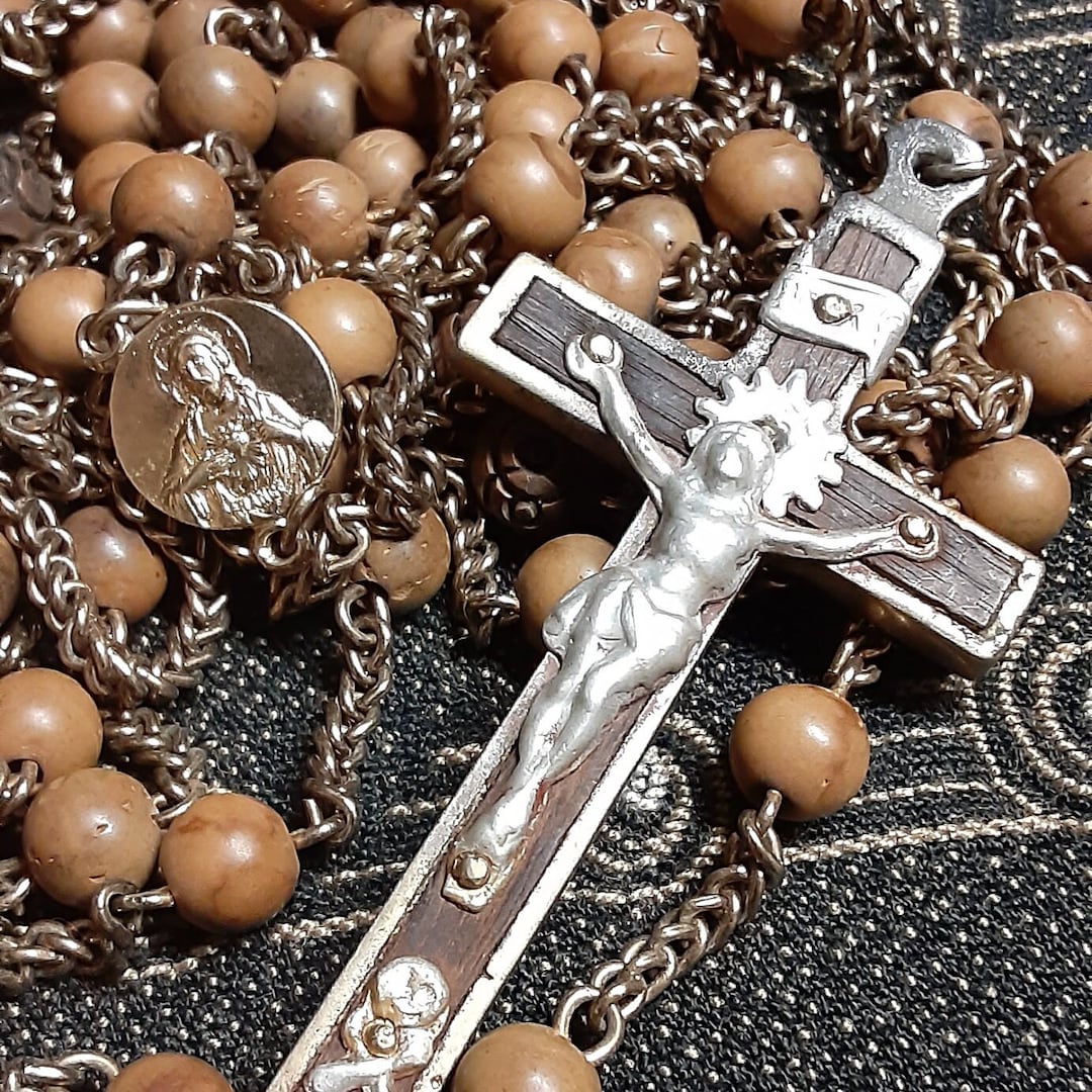 Regina Decor Carmeli O.P.N. Long Nun's Habit Rosary Tan Boxwood Beads ...