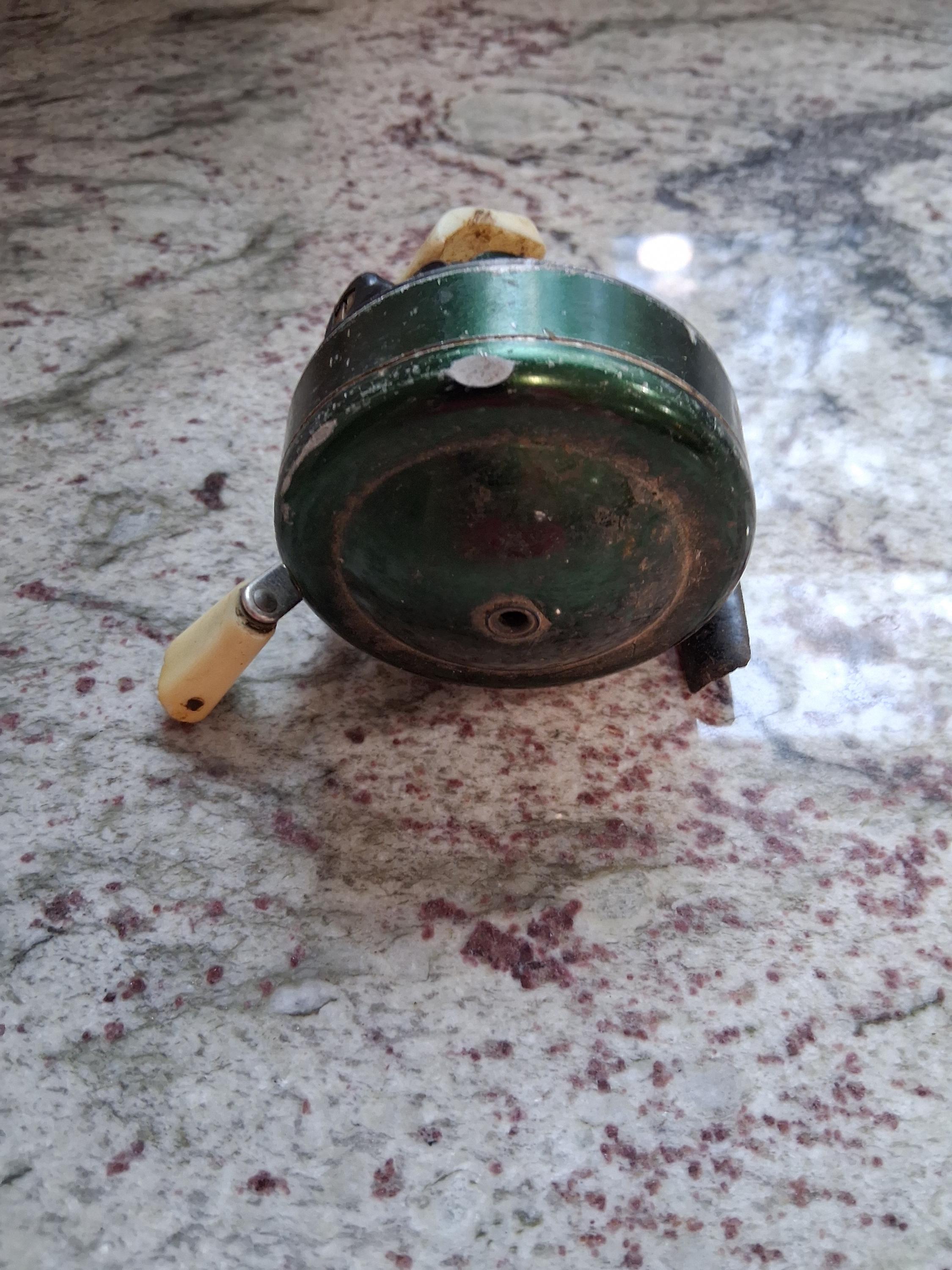 Vintage Johnson Citation Model 110B Closed Face Fishing Reel - Etsy