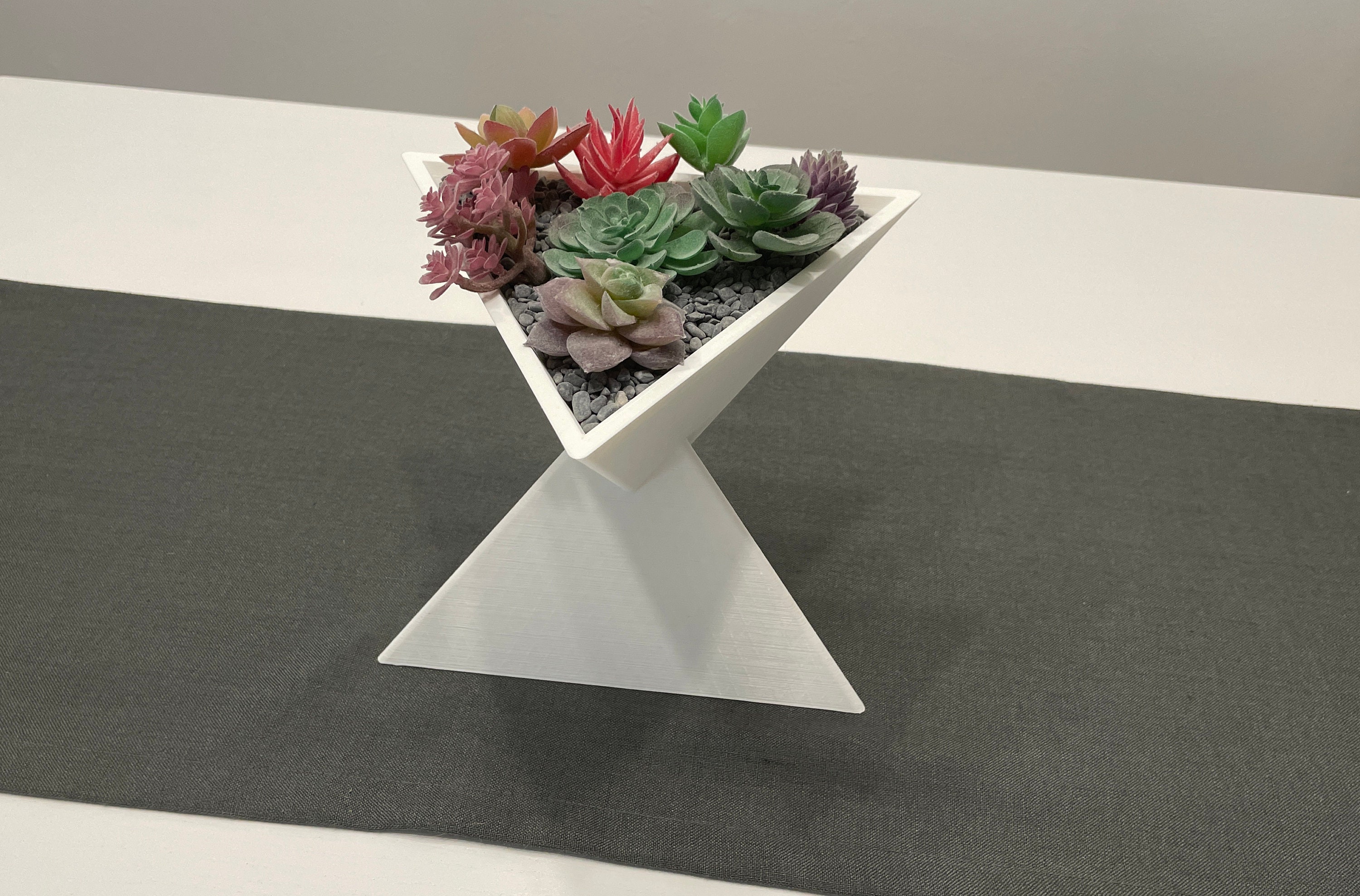 Triangulation: Double Pyramid Shaped Geometric Planter. Modern ...