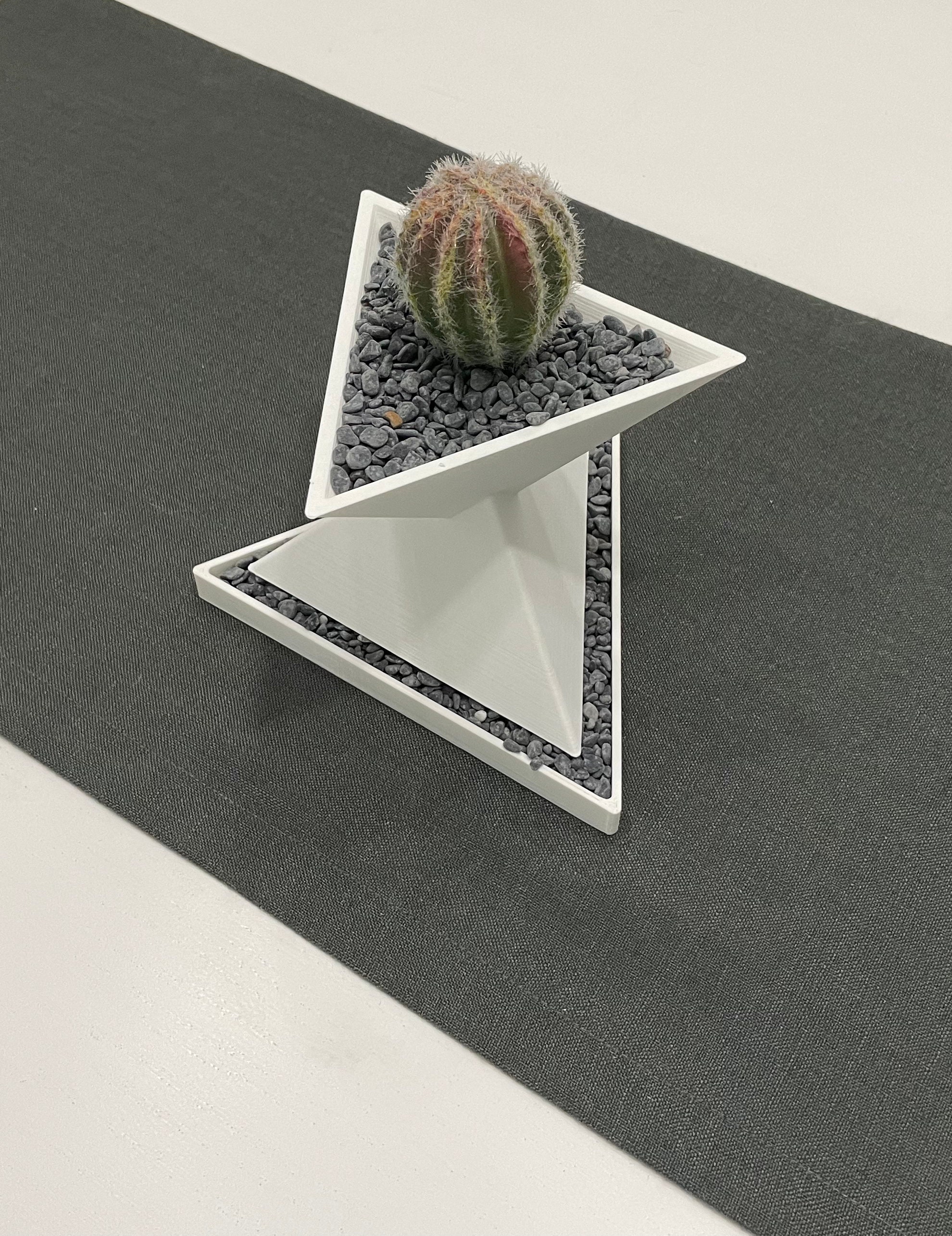 Triangulation: Double Pyramid Shaped Geometric Planter. Modern ...