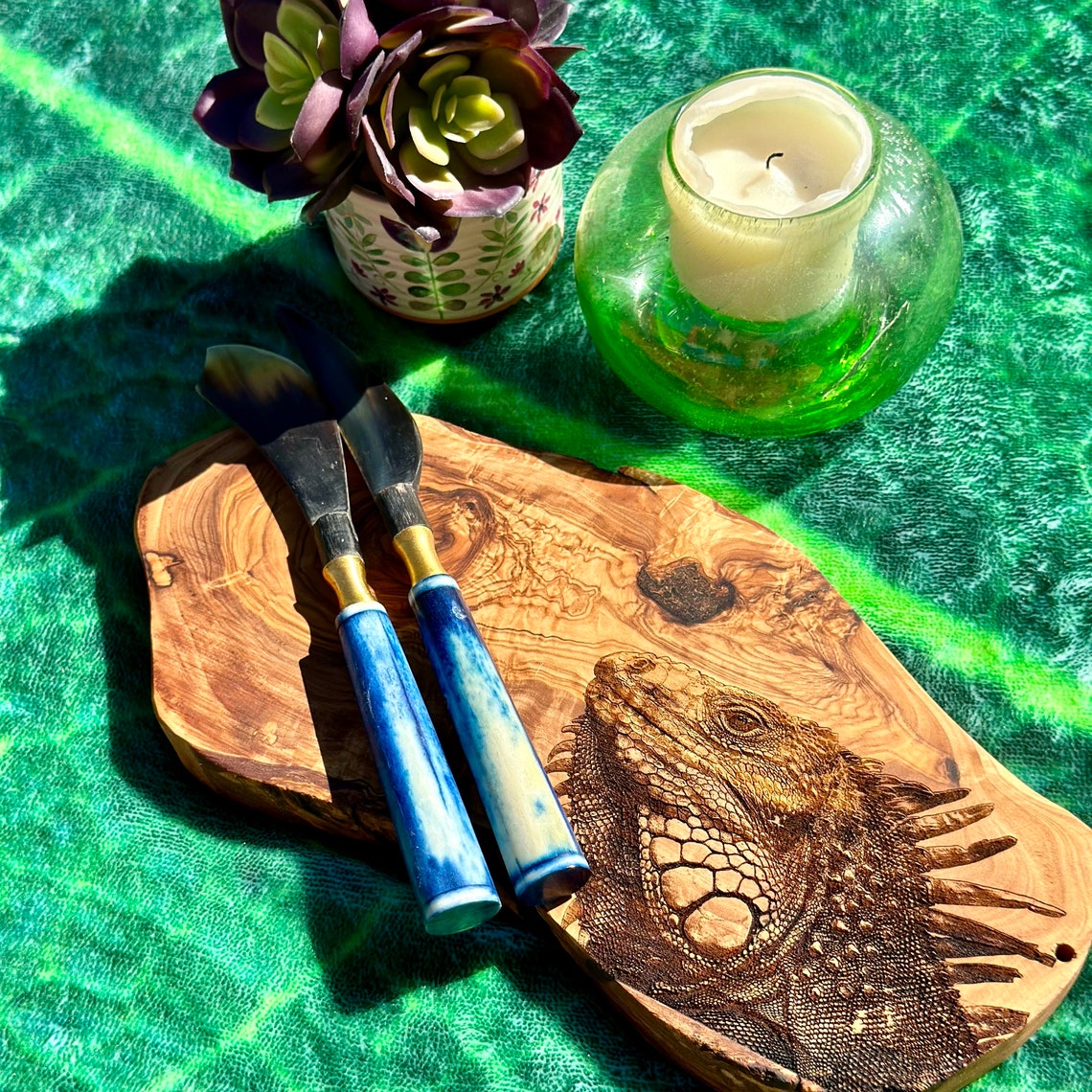 Olive Wood Charcuterie Serving Cutting Board Iguana Lizard Travel ...