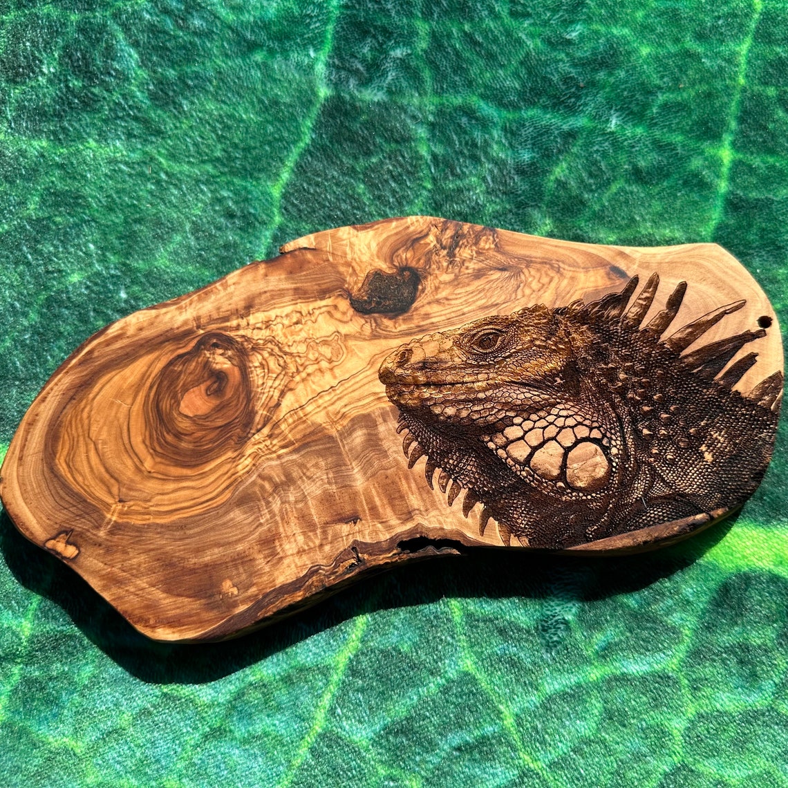 Olive Wood Charcuterie Serving Cutting Board Iguana Lizard Travel ...