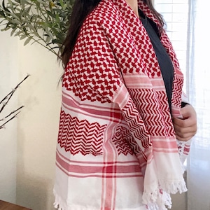 Original Palestinian Keffiyeh | Jordanian Hatta | Black and White ...