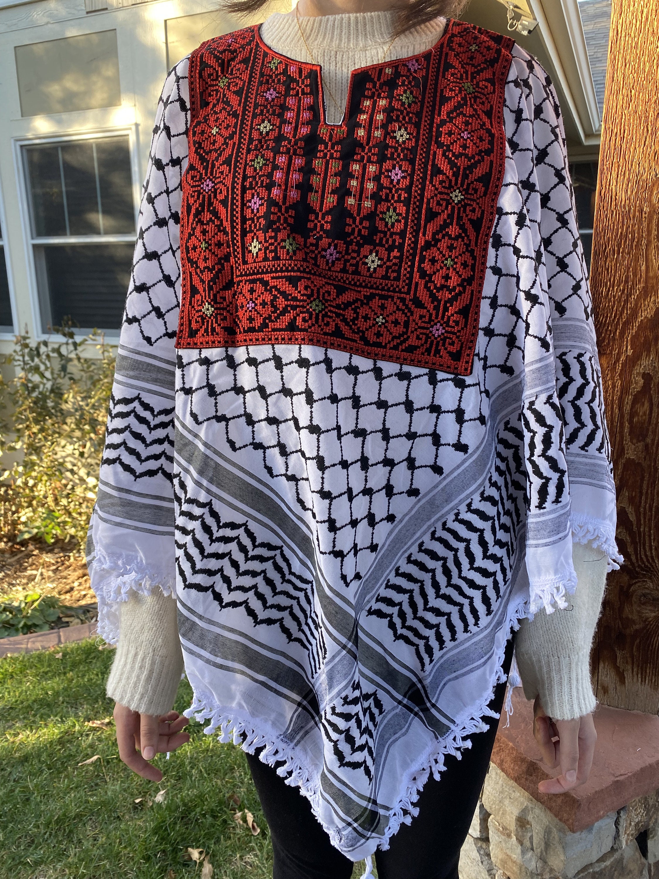 Traditional Palestinian Kufiya Tatreez Poncho Palestine - Etsy