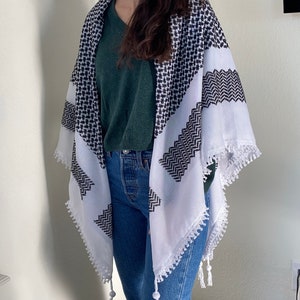 Original Palestinian Keffiyeh Jordanian Hatta Black and White Koofiya ...