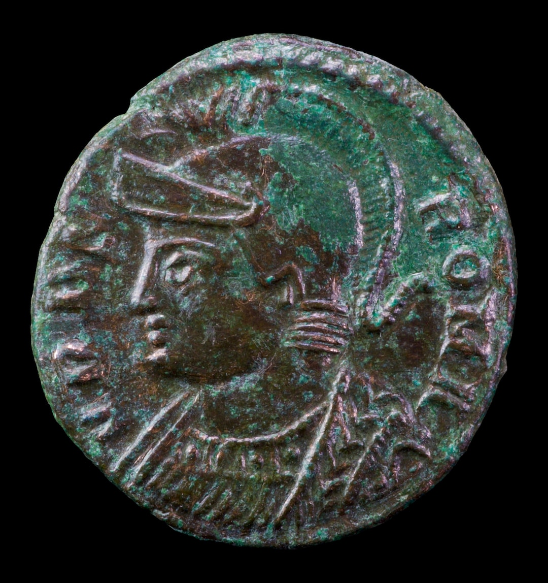 Ancient Roman Coin Bronze Ae2/3 Ric VII Treveri 547 332 333 - Etsy