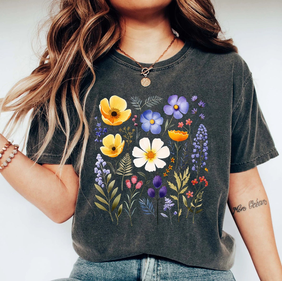 Pressed Flowers Tshirt, Boho Wildflowers Cottagecore Shirt, Vintage ...