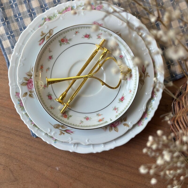 China Cake Stand - Etsy