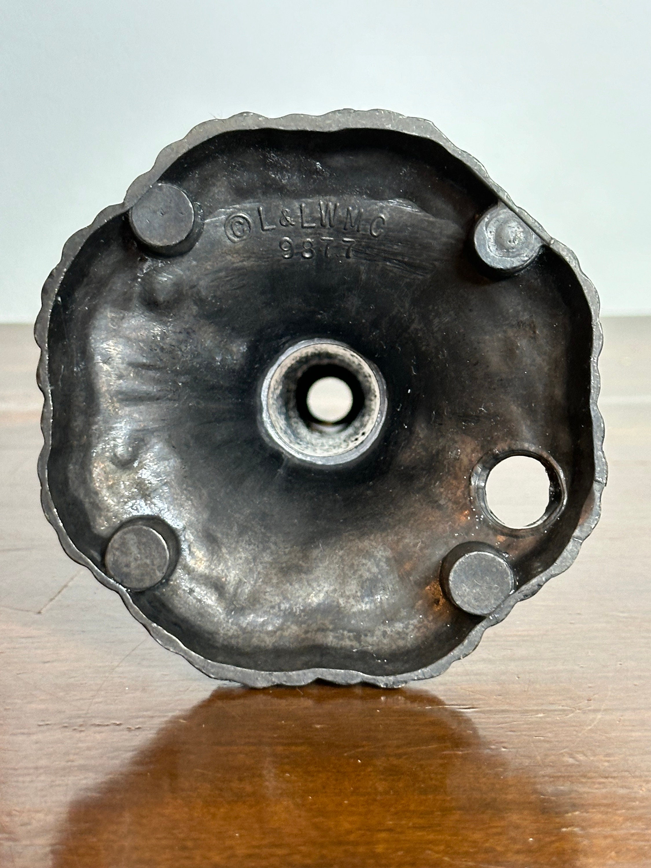 Antique Mini Lamp Base Part, L&LWMC 9877 White Metal Cast Flemish ...