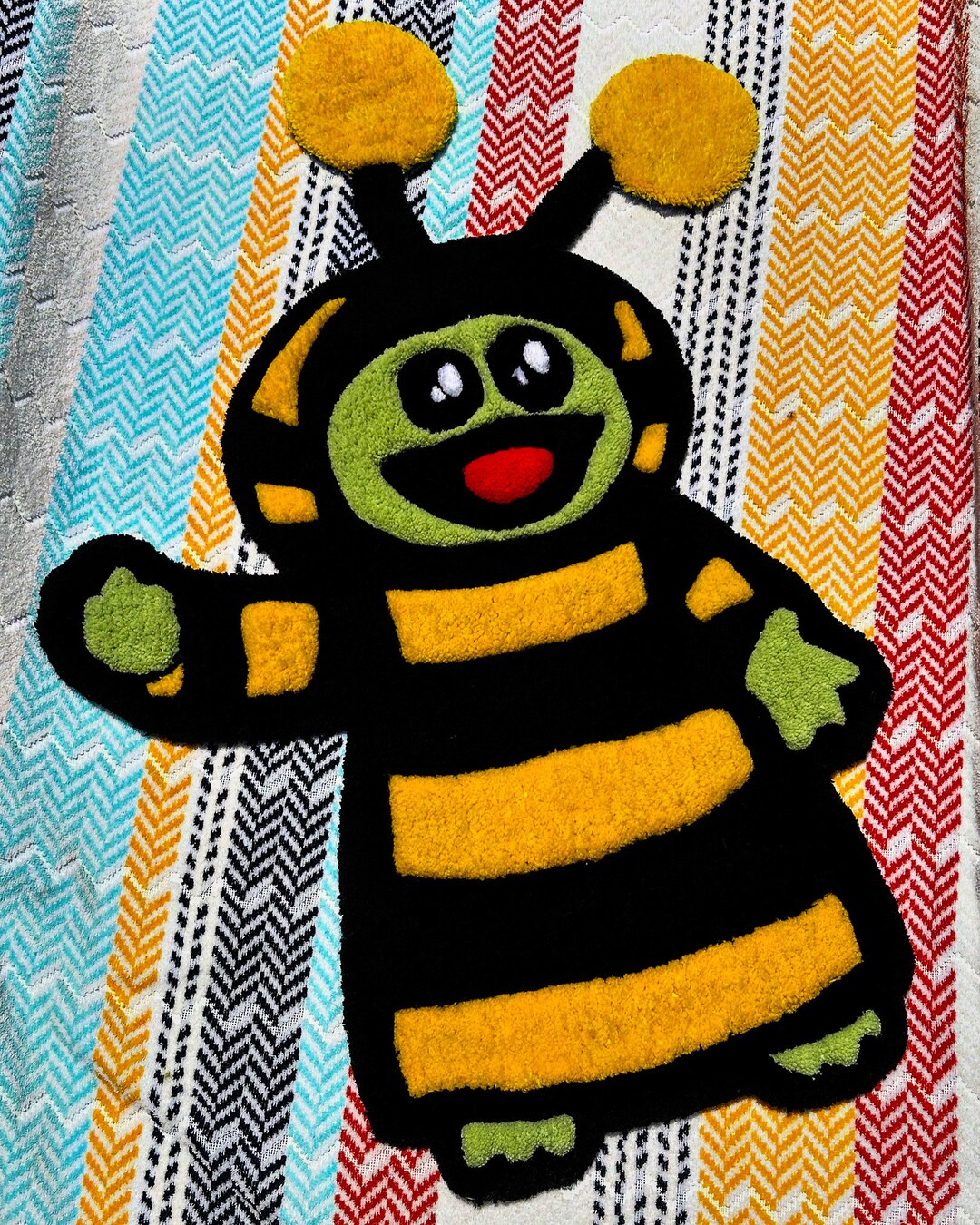 Nanalan Mona Bee - Etsy
