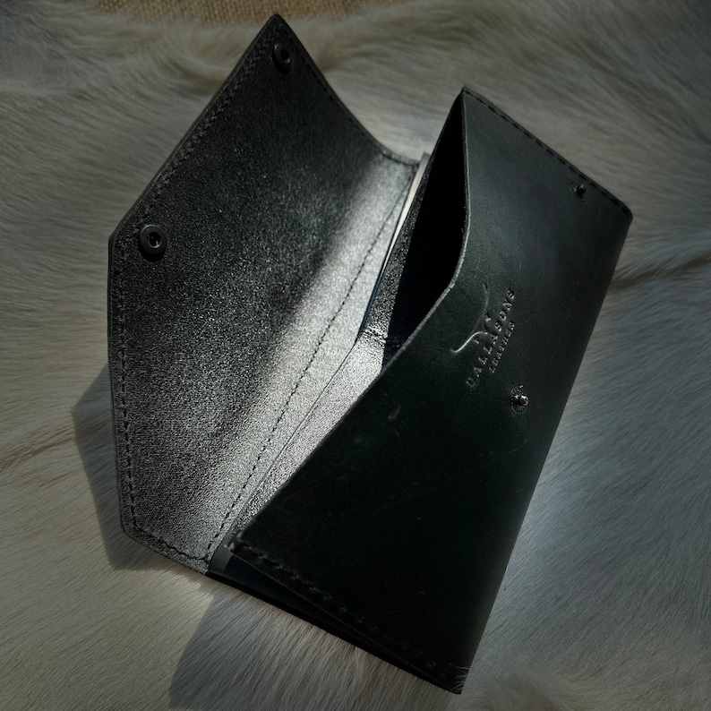 Custom Leather Women Wallet : Timeless Gift Idea for Birthdays, Mother ...