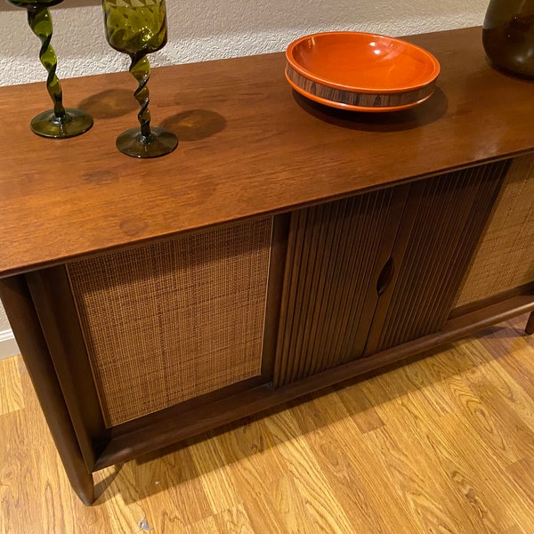 Stereo Console - Etsy