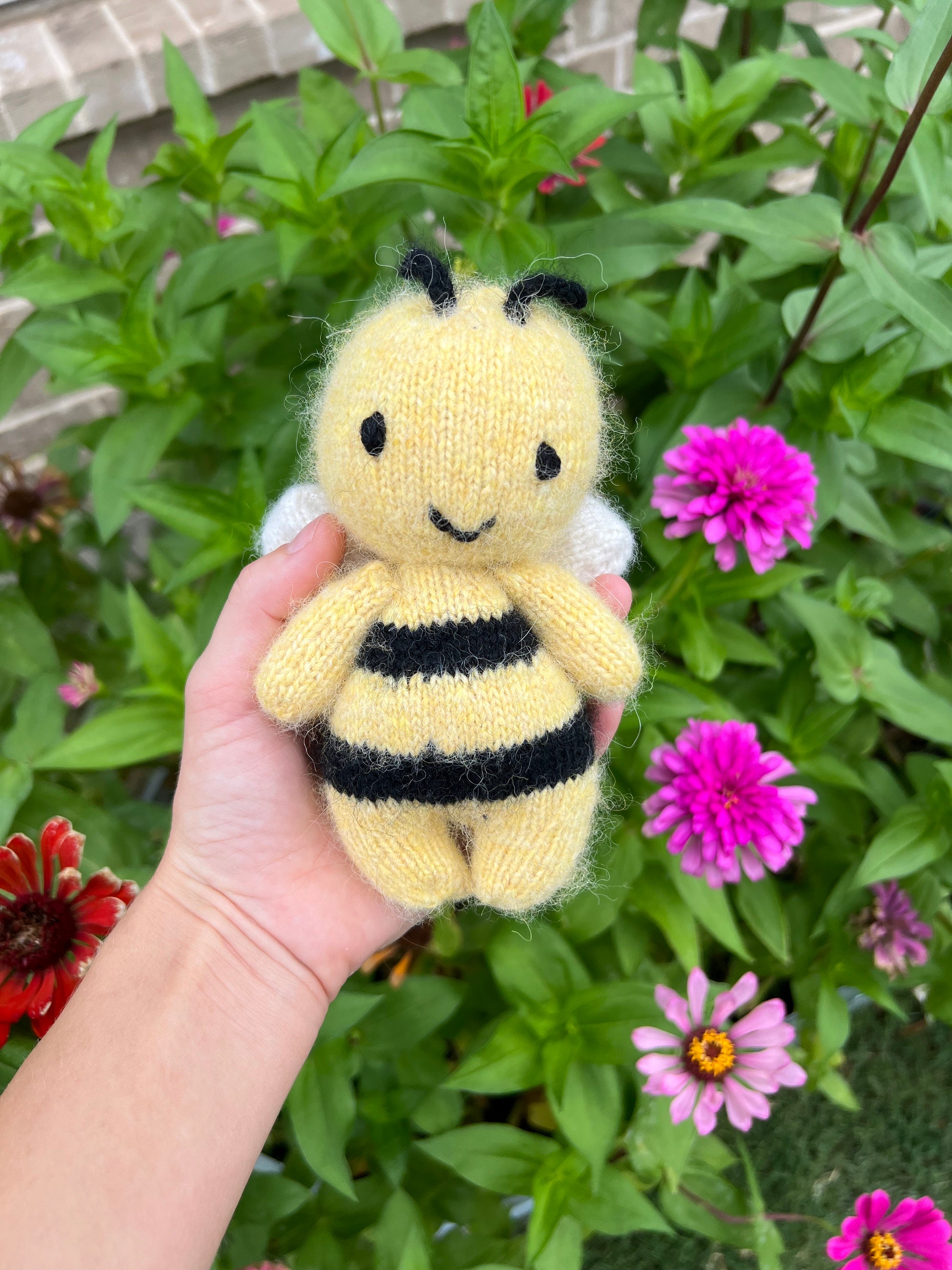 Buzzy Bee Knitting Pattern, Amigurumi Knitting Pattern - Etsy