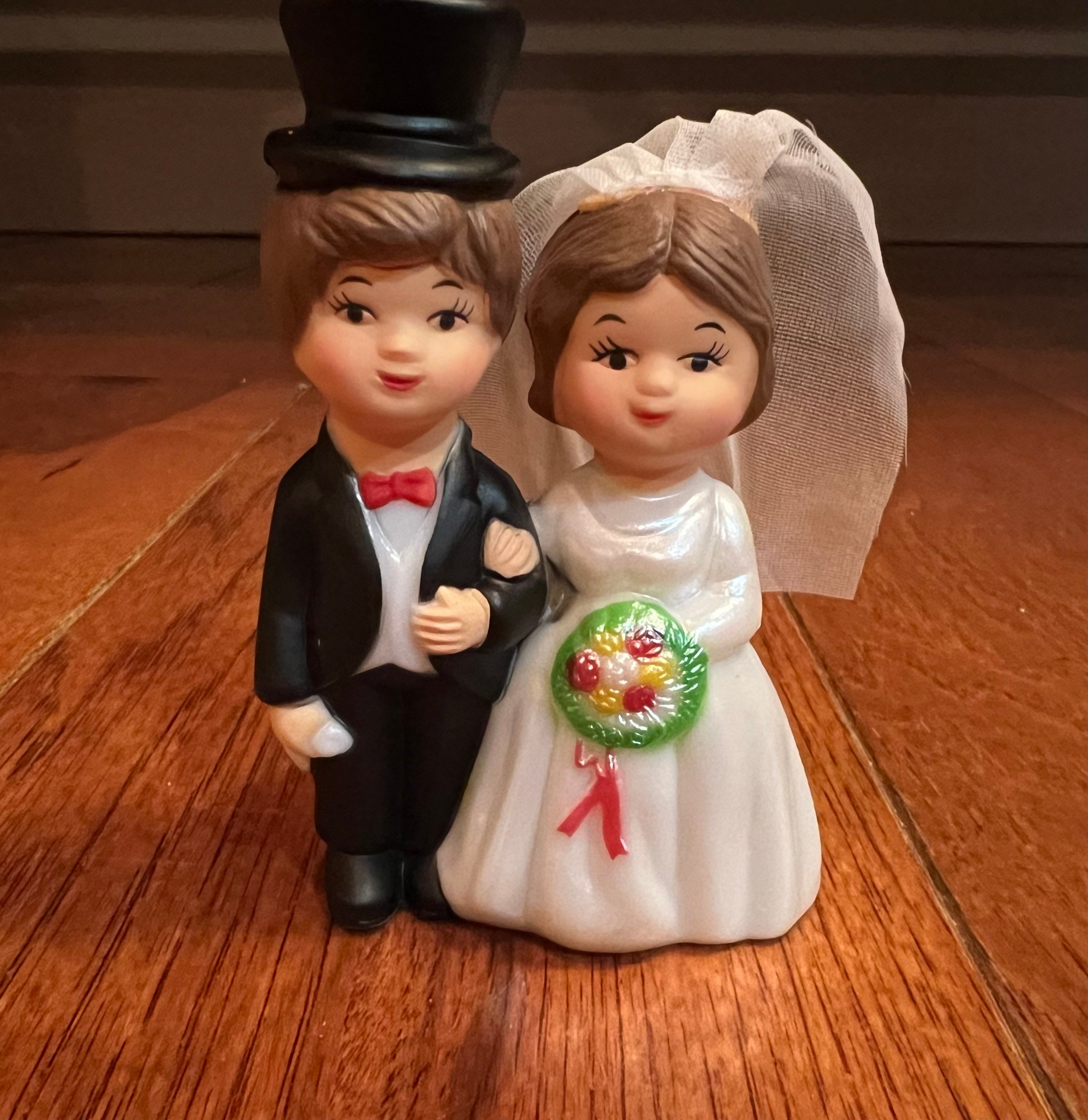 Vintage Wedding Cake Topper; 1980s; Made in Hong Kong - Etsy