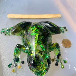 Frog Figurine - Etsy
