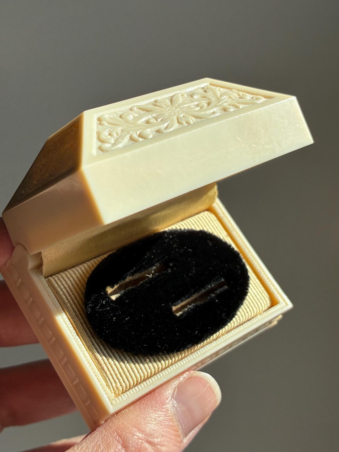JC Warner Art Deco Celluloid Double Ring Box – Ecru & Black Velvet - Etsy