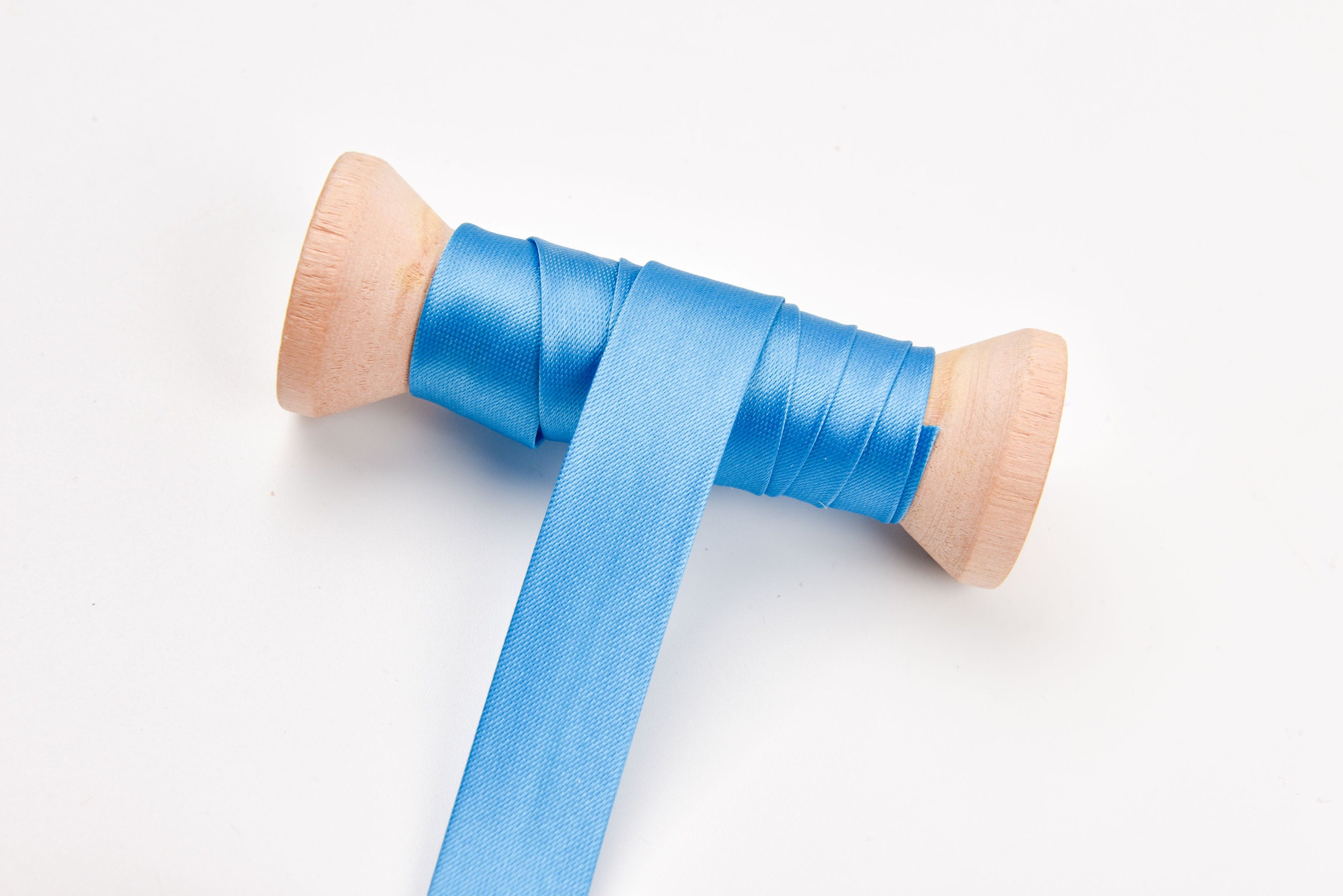 Binding Combs 15mm Satin Bias Binding – 130m Roll, 15 Colour Choices ...