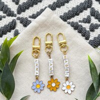 Custom Birth Flower Keyring for Women, Personalized Name Keychain With ...