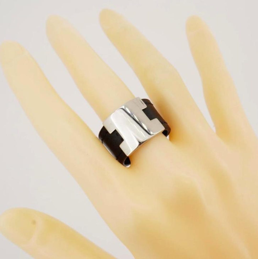 Hermès Lurie Ring H Logo Silver Hardware Ring Accessory Size 23 Silver ...