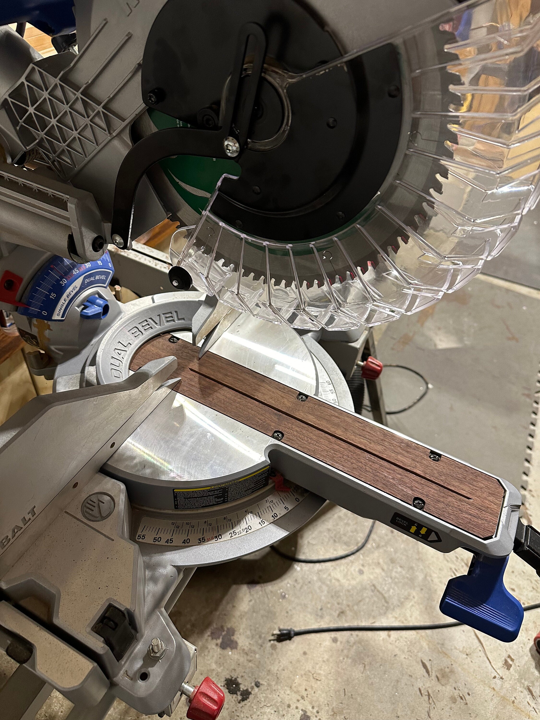 Kobalt 1413795 store