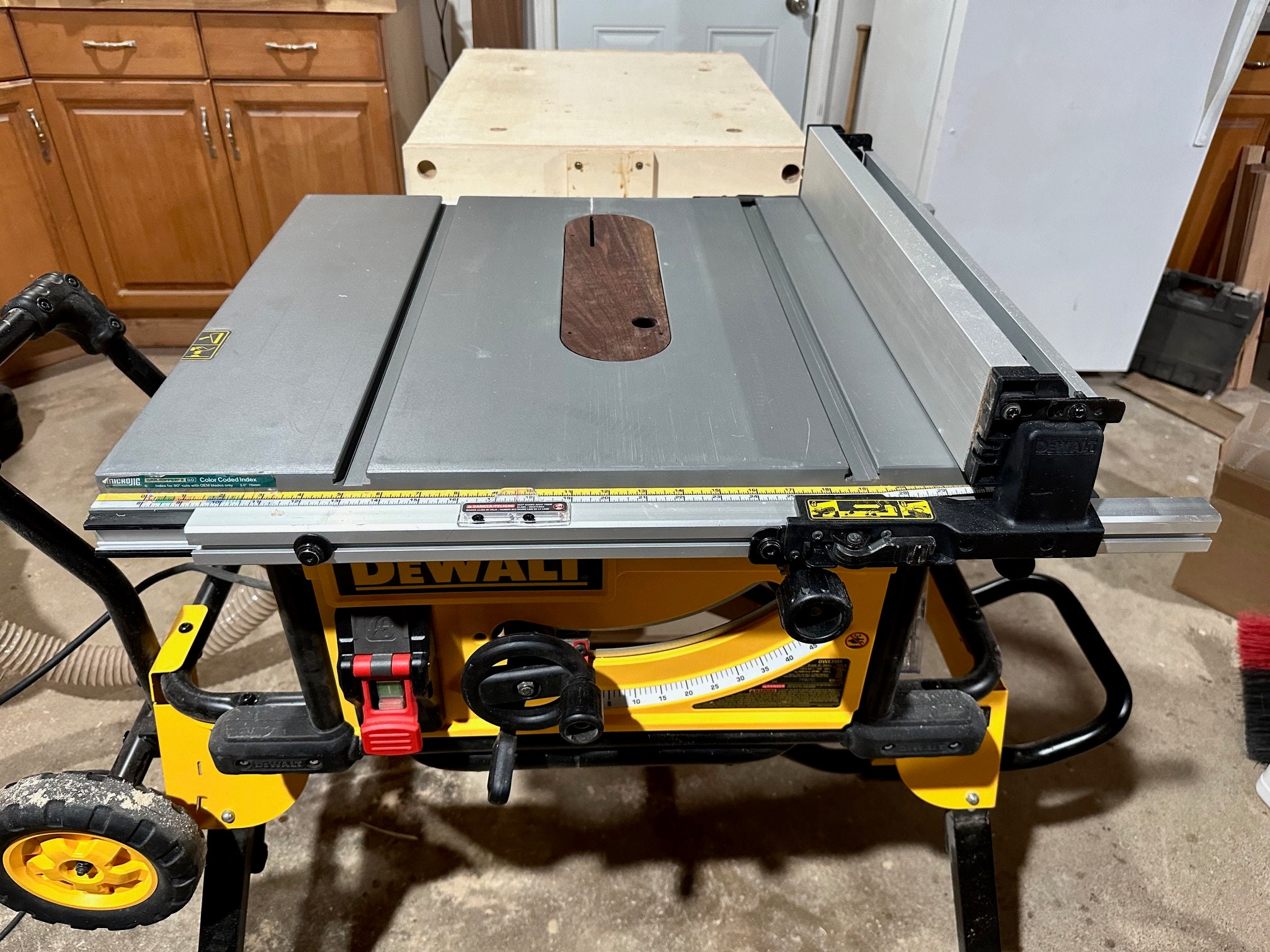 Dewalt dwe7491rs refurbished store