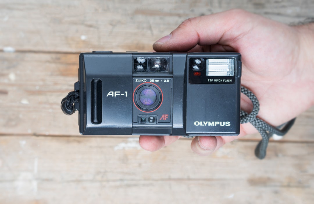 Olympus AF-1 / Olympus Infinity / Zuiko 35mm F/2.8 Lens / Grey 35mm ...