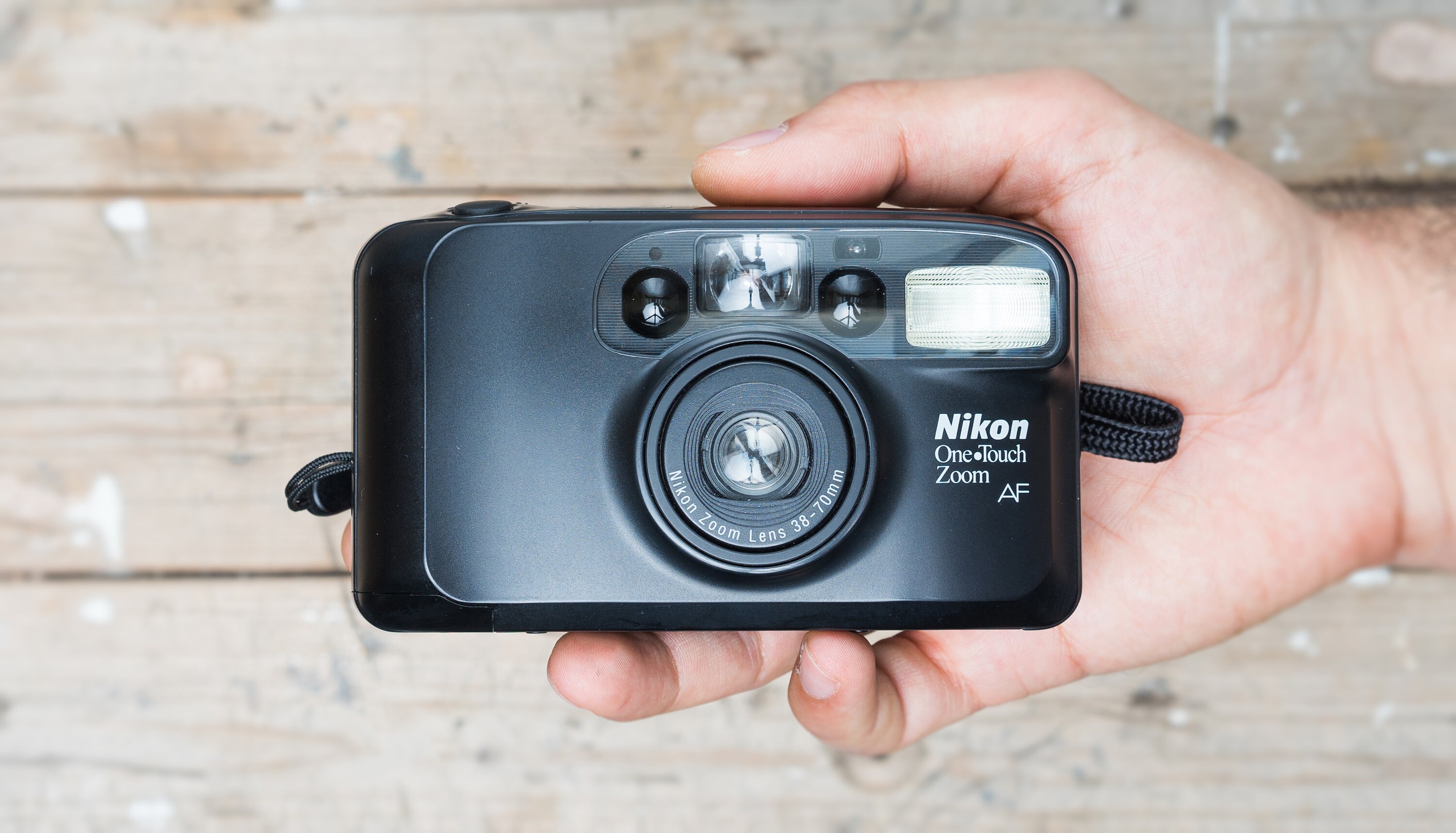 One Touch Zoom 70 AF Autofocus Point n Shoot Compact Camera TESTED ...