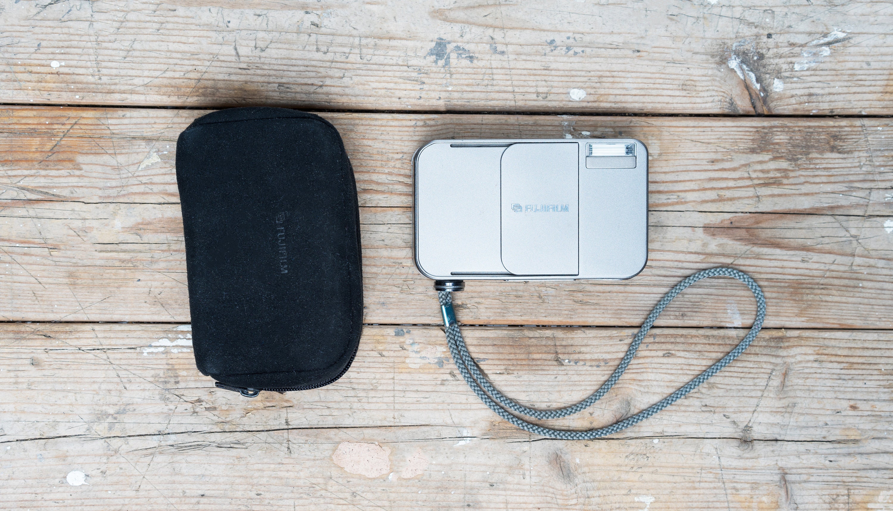 Fujifilm DL Super Mini / Fuji Cardia Mini Tiara / 28mm F/3.5 Super EBC ...