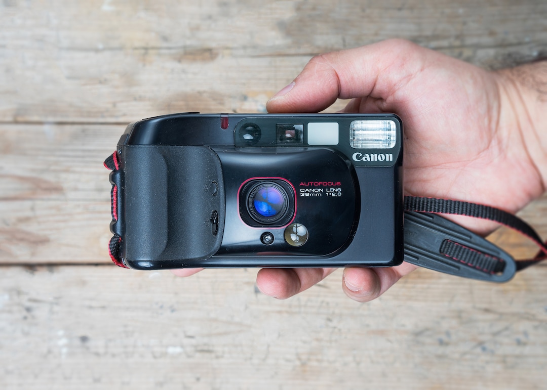 Canon Sure Shot Supreme / Canon Top Shot / 38mm F/2.8 Lens/ Black 35mm ...