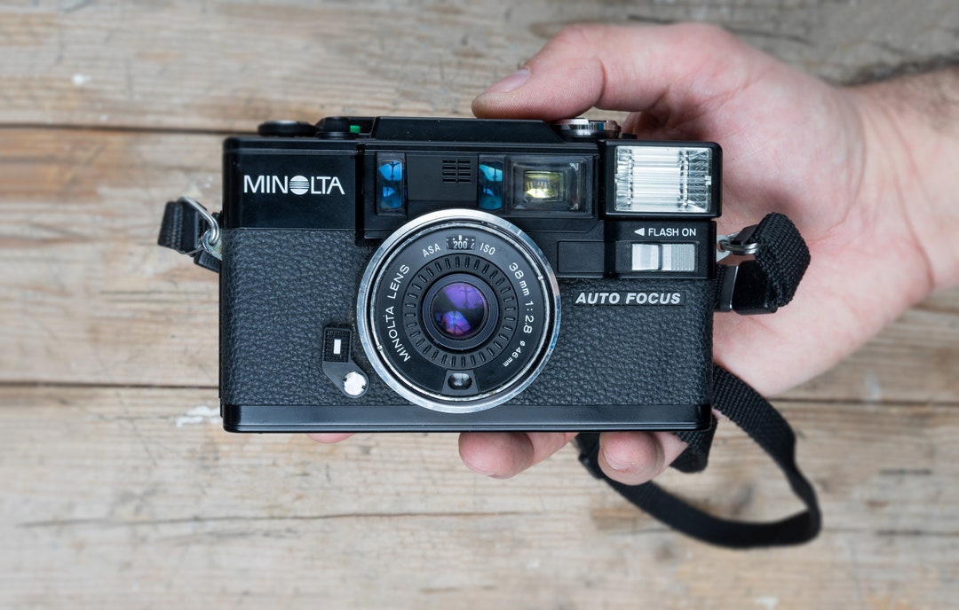 Minolta Hi-matic AF2 D / Rokkor 38 Mm F/2.8 Lens / Black 35mm Film Point and Shoot Camera ...