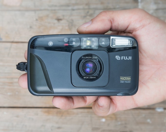 Fuji DL-510P Date / FUJI Cardia MINI Everyday / Fujinon Wide 28mm/f4.5 Lens / Black 35mm Point ...