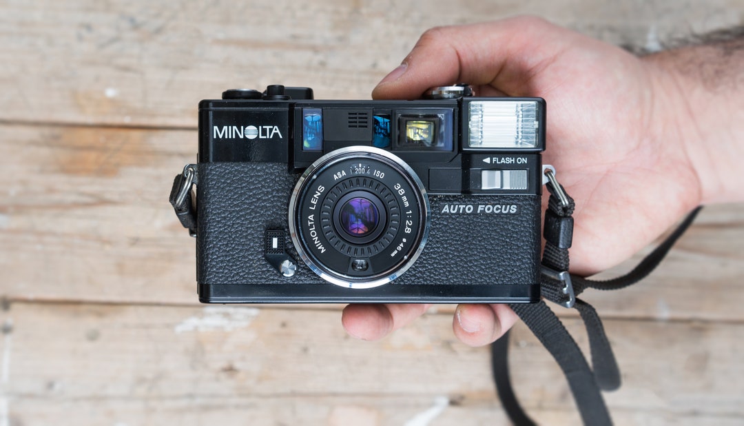 Minolta Hi-matic AF2 / Rokkor 38 Mm F/2.8 Lens / Black 35mm Film Point ...