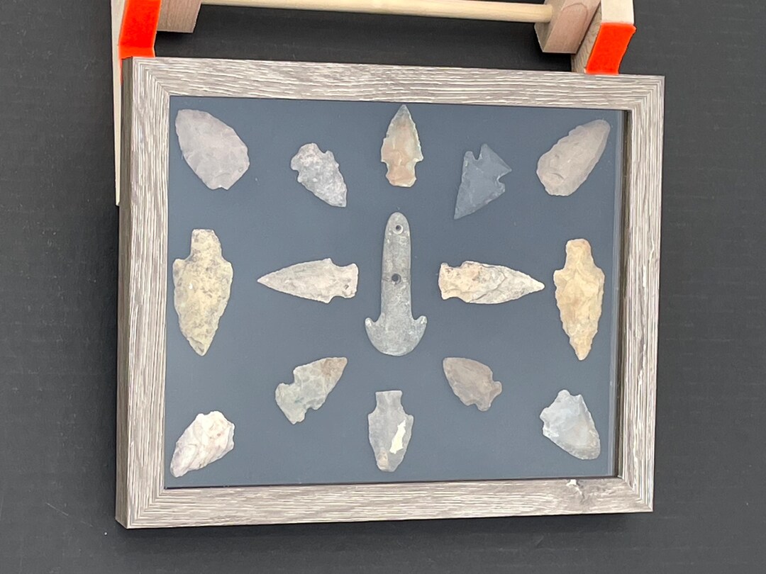 10" X 8" X 1-1/8" Shadow Box Display Case With 15 Authentic Native ...