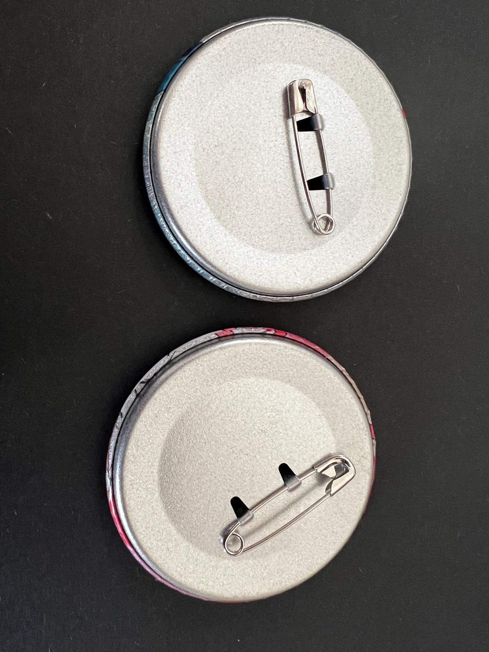 Set of 2 Gojo Badges, Jujutsu Kaisen Badges - Etsy