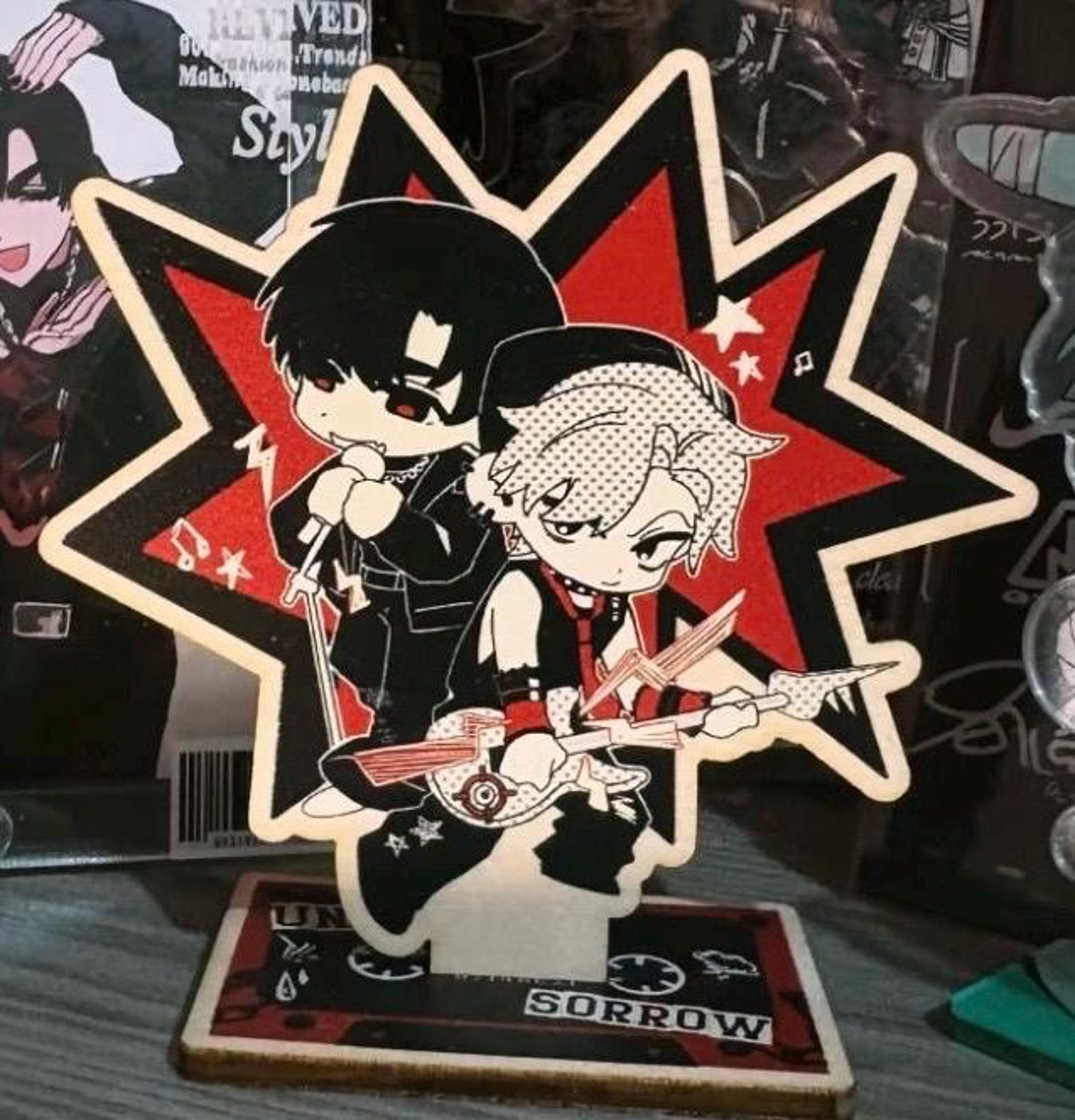 Alien Stage Standee, Ivan and Till - Etsy