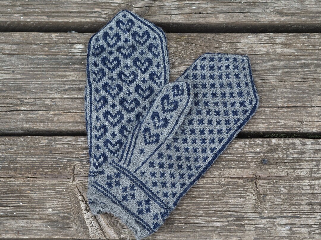 Woolhearts Mittens Knitting Pattern: Norwegian Heart Design (PDF ...