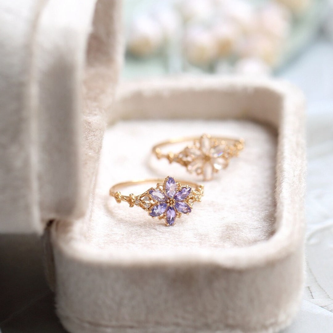 Spring Flower Gemstone Ring, Crystal Moonstone Ring, Gemstone Flower ...