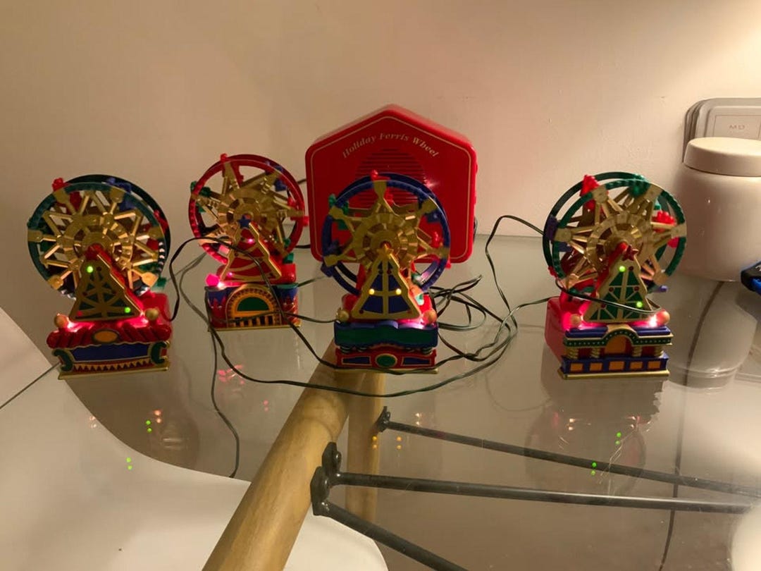 Vintage Mr Christmas Decoration Holiday Ferris Wheel Lighted Musical ...