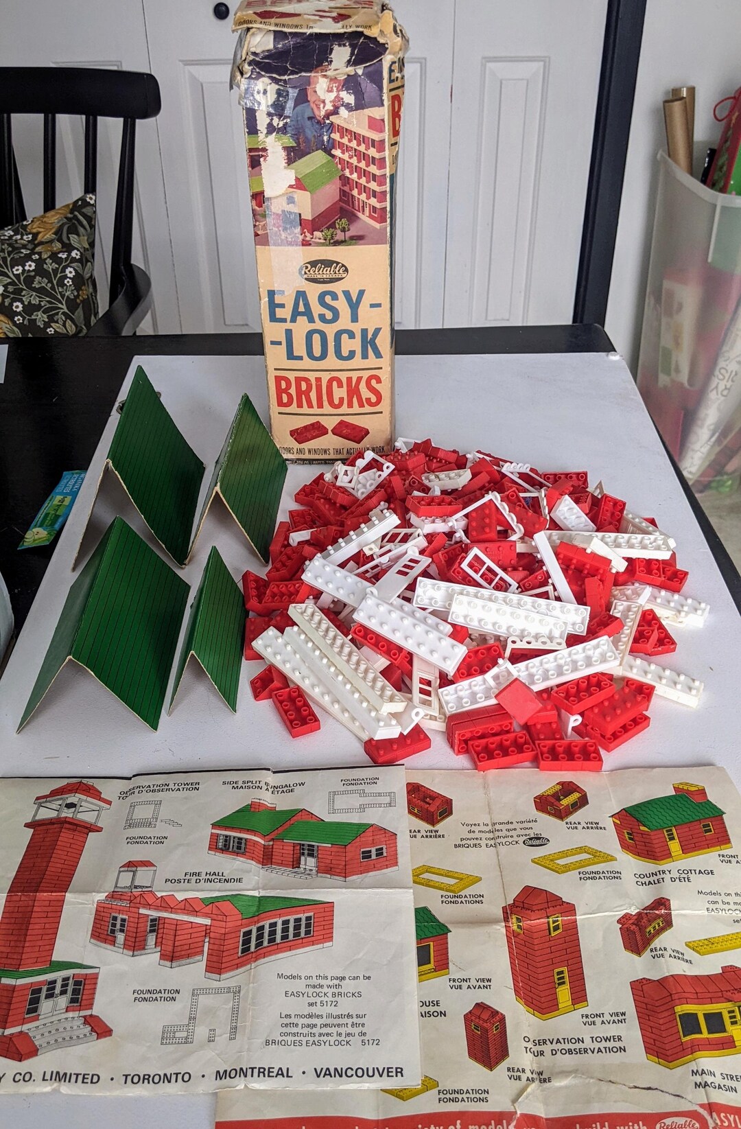 Vintage 1960s Reliable Easy Lock Bricks Building Blocks 365 Pieces W ...